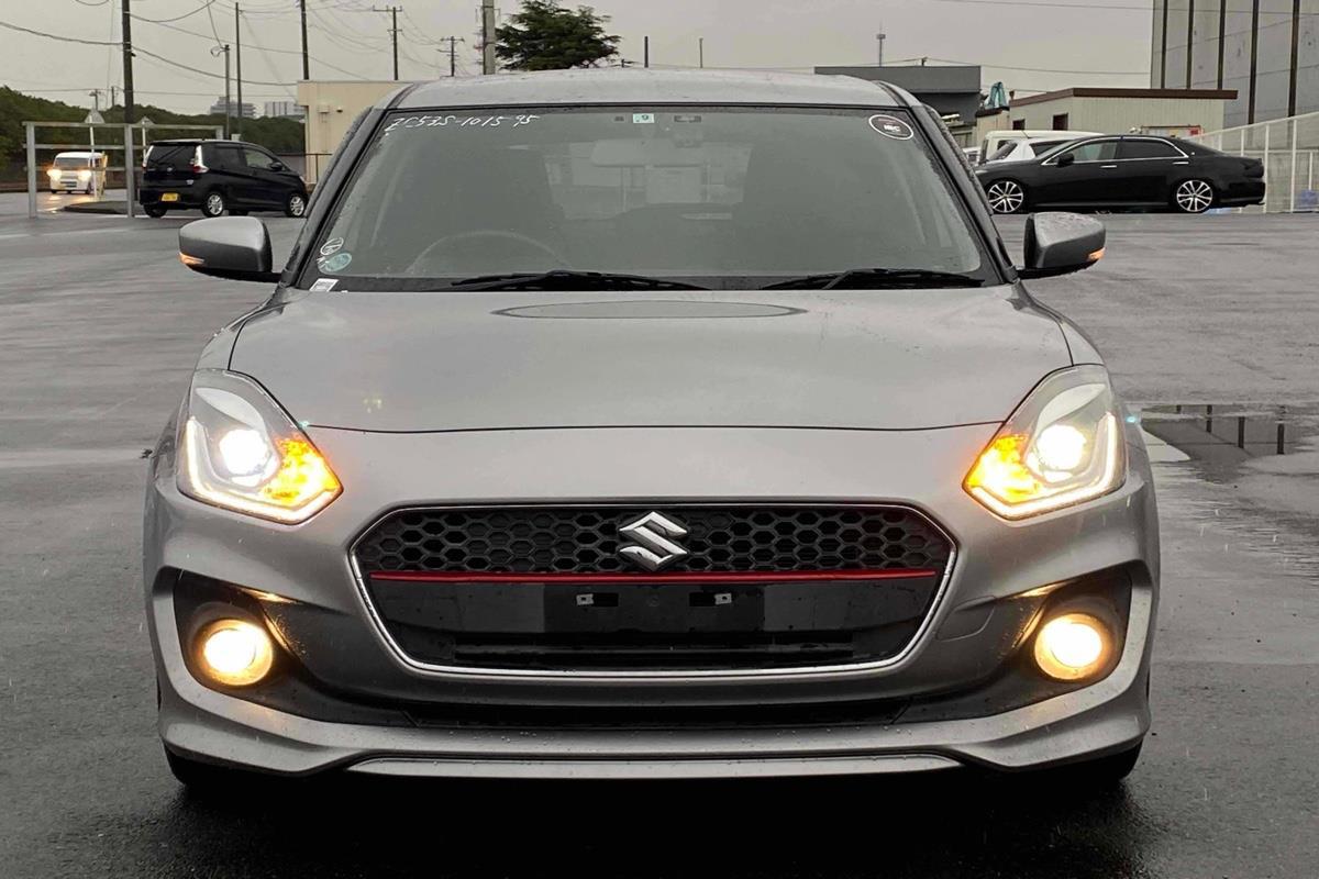 2017 Suzuki Swift RS Hybrid on handshake