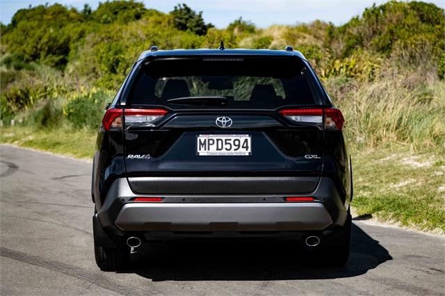 2019 Toyota RAV4 GXL 2.5P 8AT AWD SIGNATURE CLASS on handshake