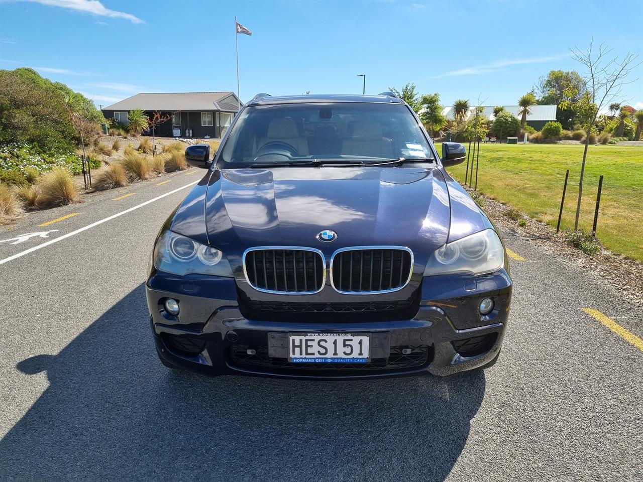 2008 BMW X5 M Sport on handshake