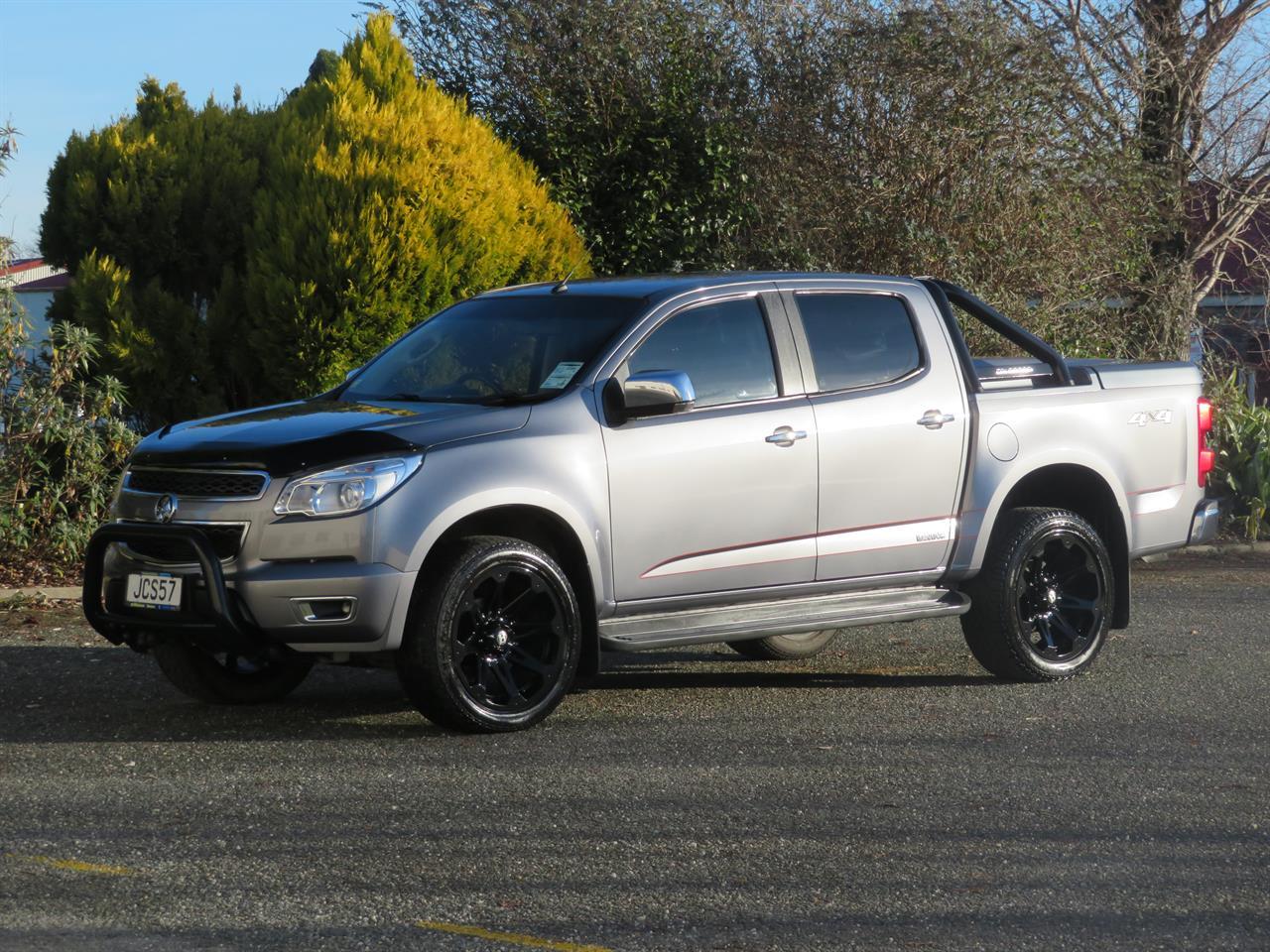 2015 Holden Colorado LTZ Platinum Edition 4x4 D/Ca on handshake