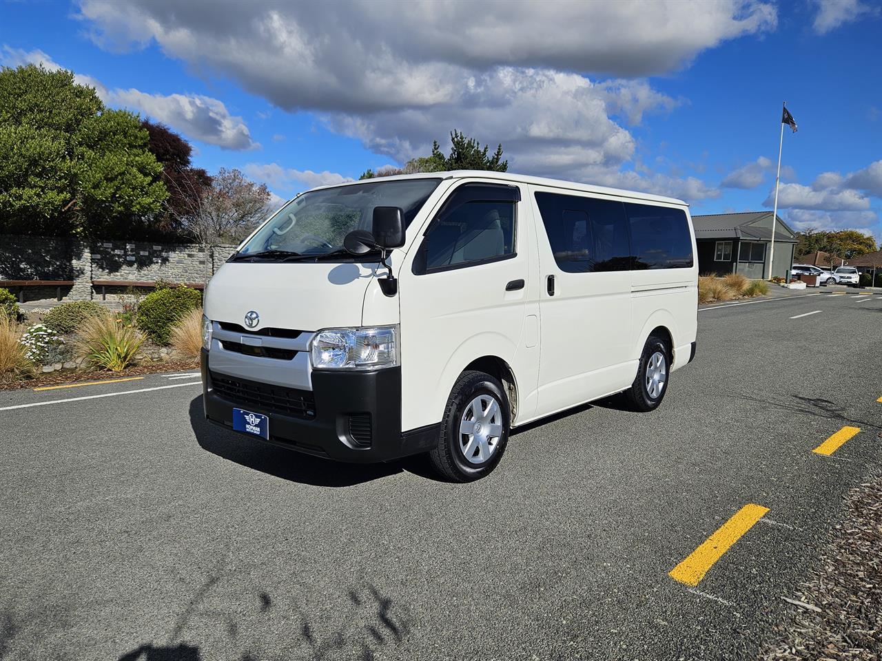 2018 Toyota Hiace 5 Door on handshake