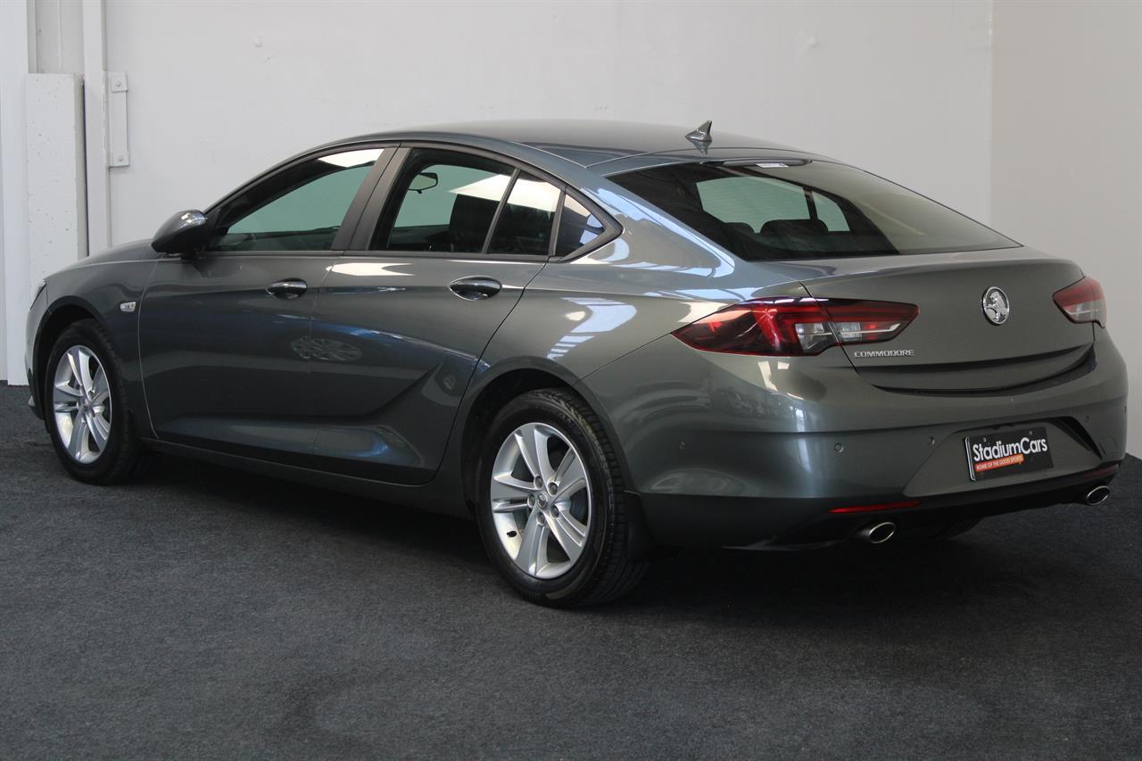 2018 Holden Commodore LT 2.0T on handshake