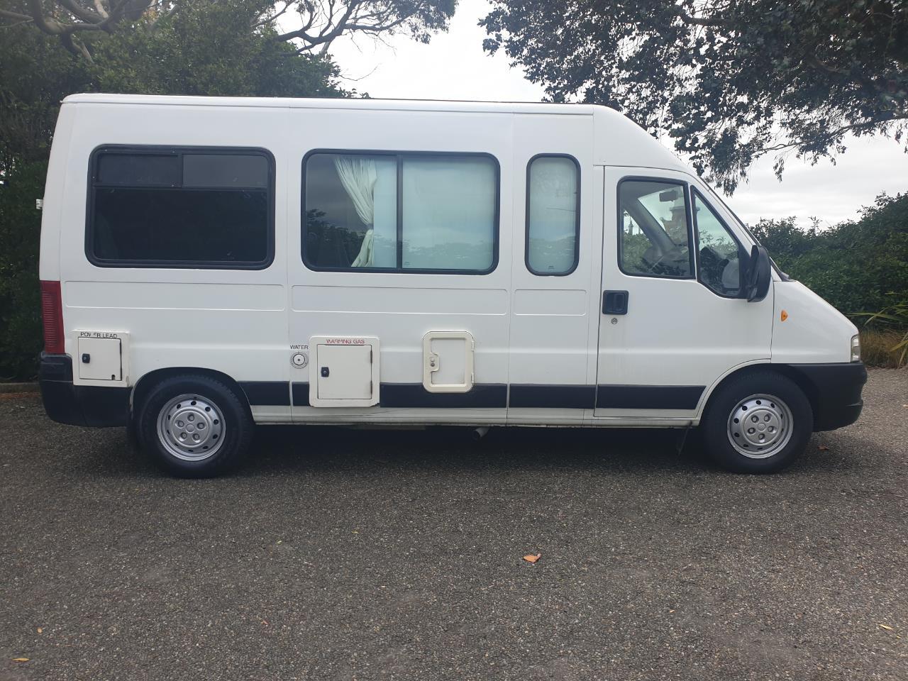 2003 Fiat Ducato 2.3 JTD Self Propelled Caravan on handshake