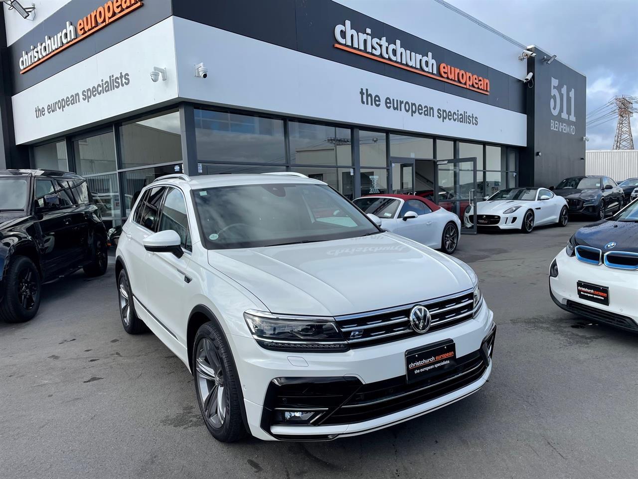 2018 Volkswagen Tiguan R Line TSI New Model on handshake