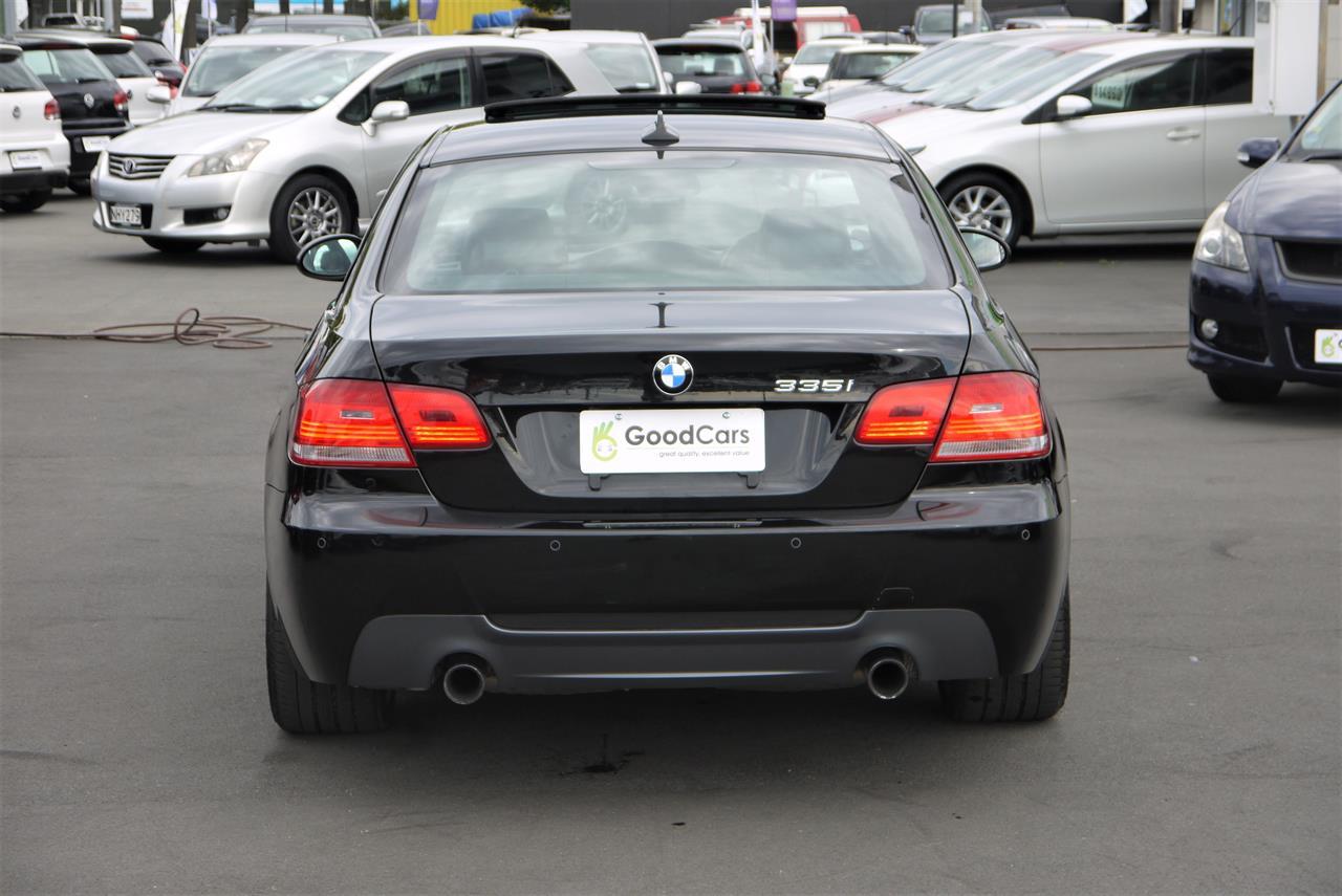 2009 BMW 335i M Sport 7 Speed DCT on handshake