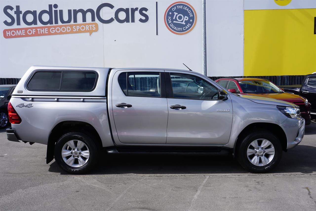 2018 Toyota Hilux SR TD DC 2.8D/4WD/6A on handshake