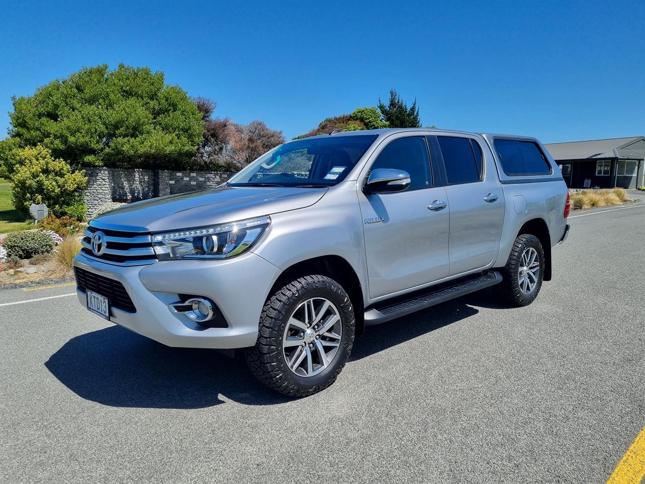 2017 Toyota Hilux SR5 Limited TD DC 2. on handshake