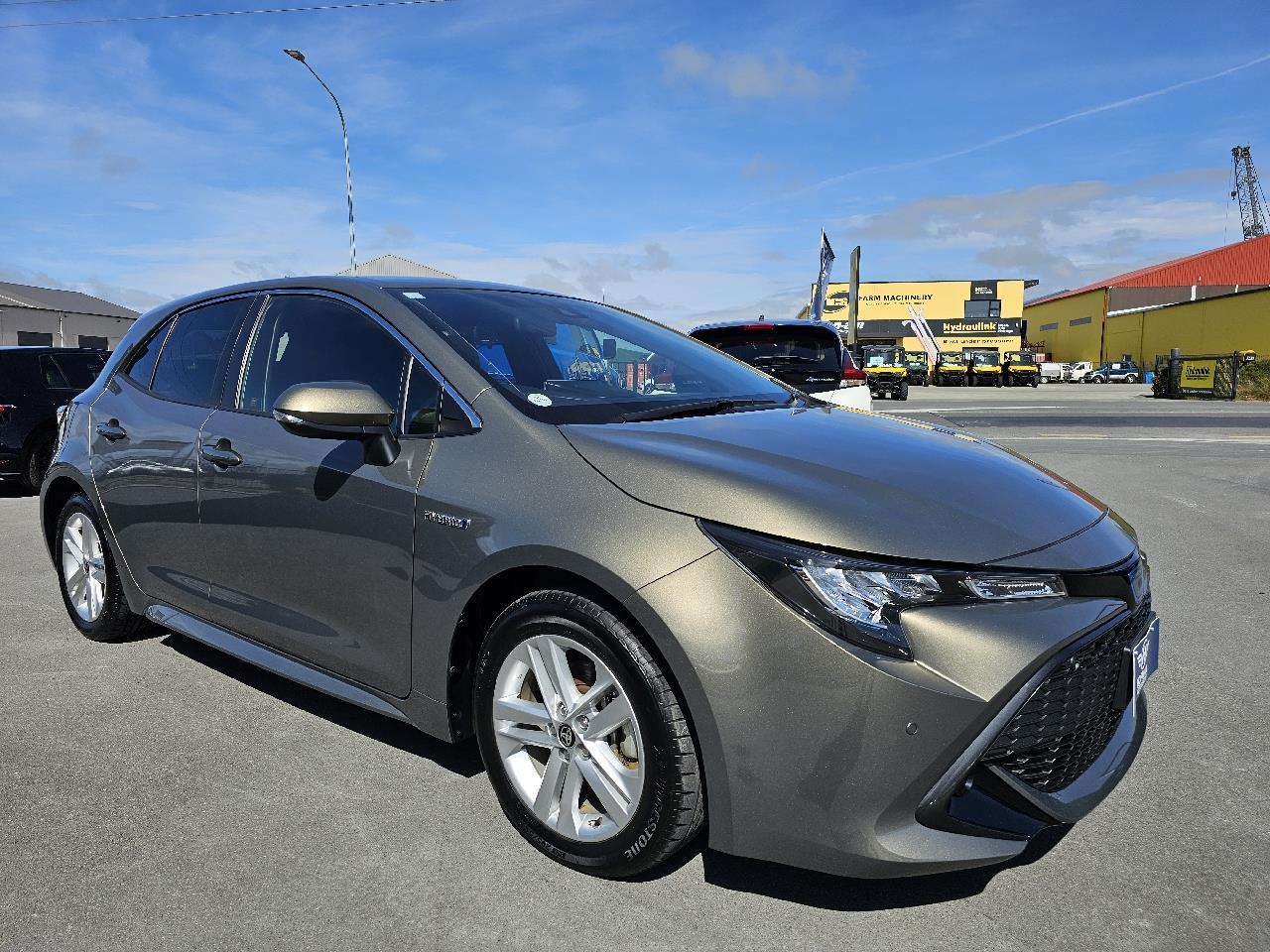 2019 Toyota Corolla SPORT HYBRID G on handshake
