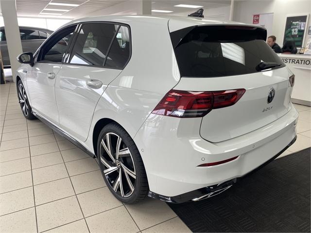 2022 Volkswagen Golf TSI R-Line 1.4T MK8 on handshake