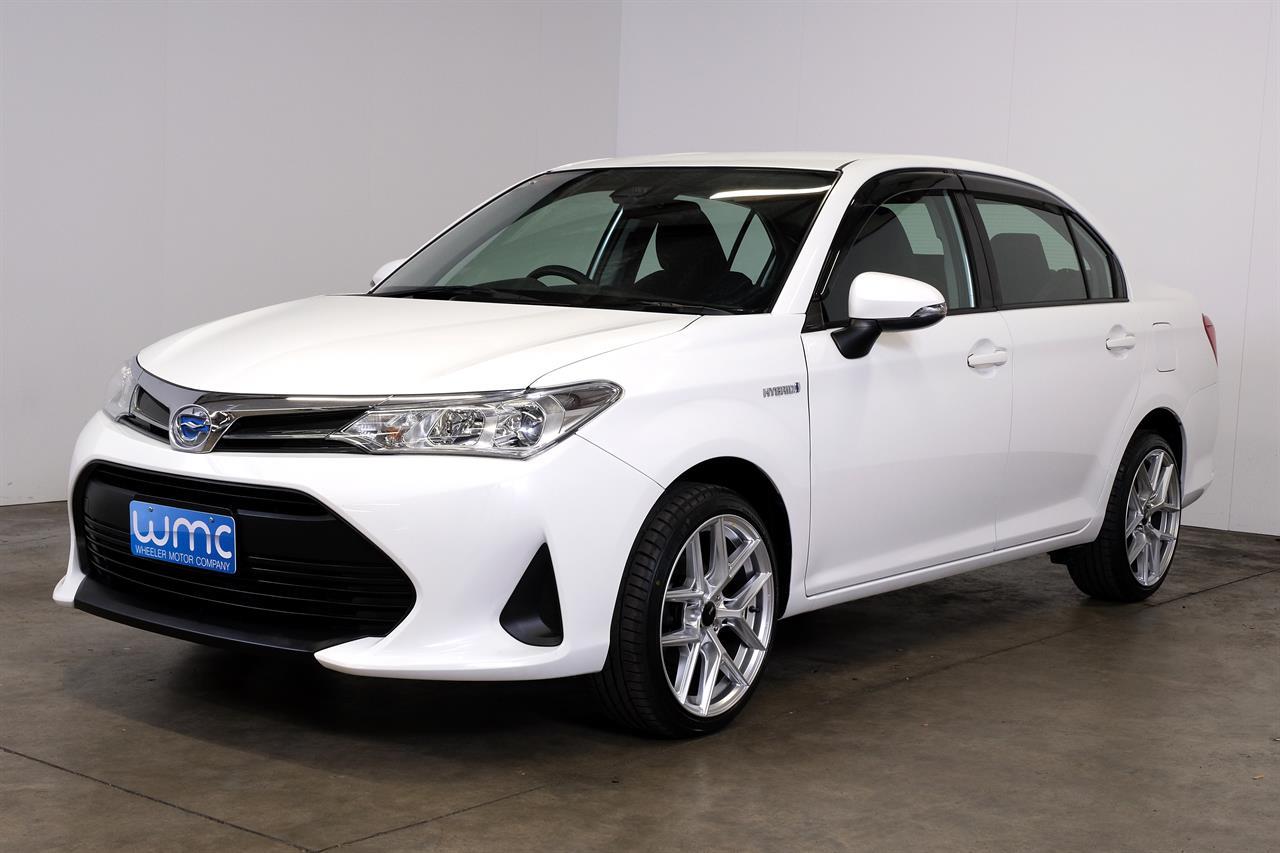 2018 Toyota Corolla Axio Hybrid Facelift with TSS on handshake