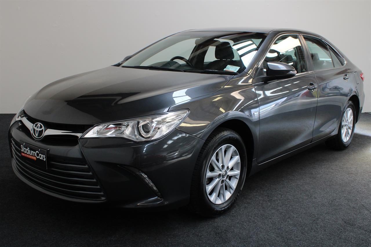 2016 Toyota Camry GL on handshake