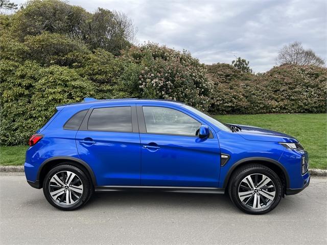 2025 Mitsubishi ASX 2.0P LS 2WD CVT on handshake