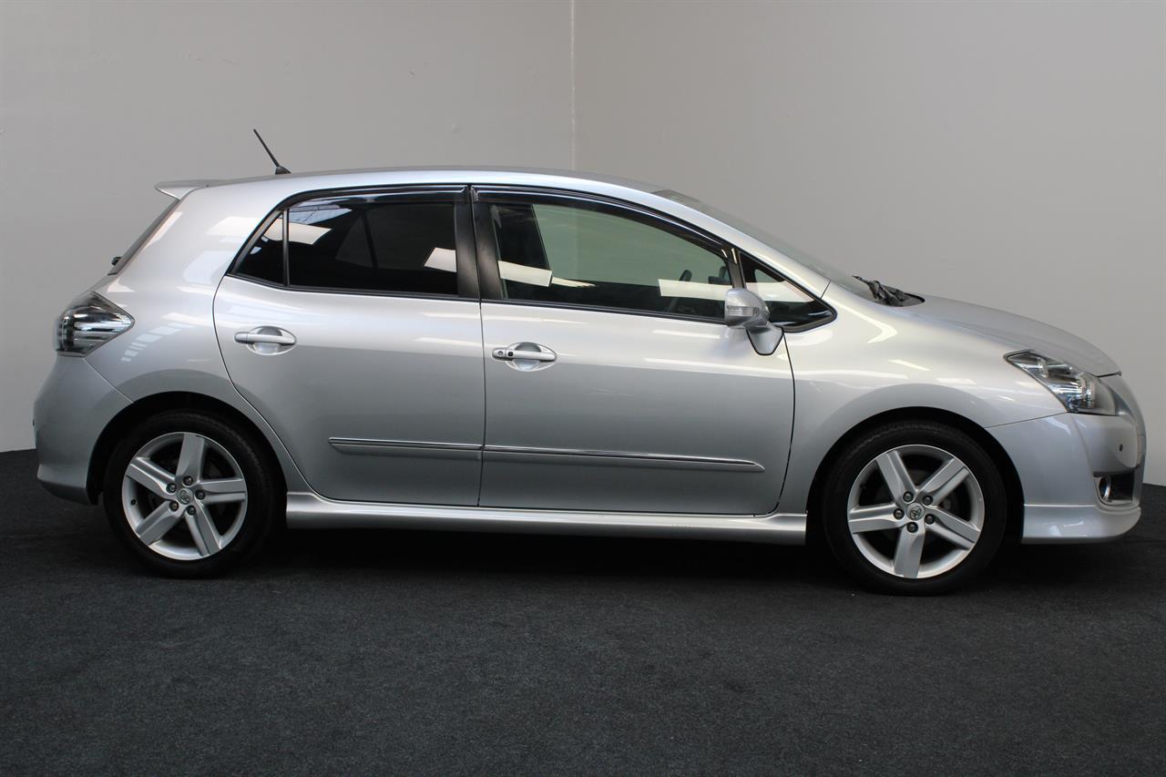 2010 Toyota Blade S Package on handshake