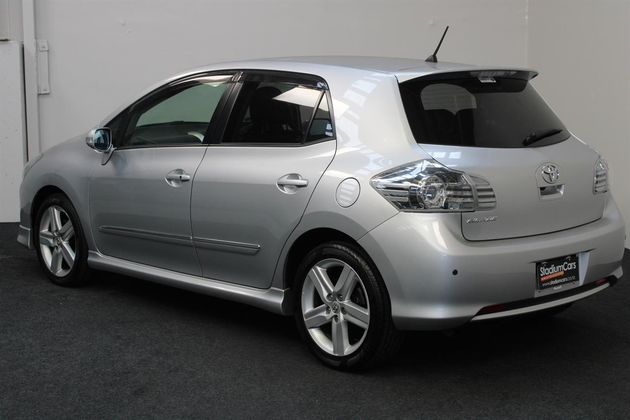 2010 Toyota Blade S Package on handshake