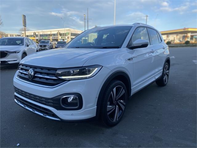 2022 Volkswagen T-Cross R-Line TSI 1.5T DSG 2WD on handshake