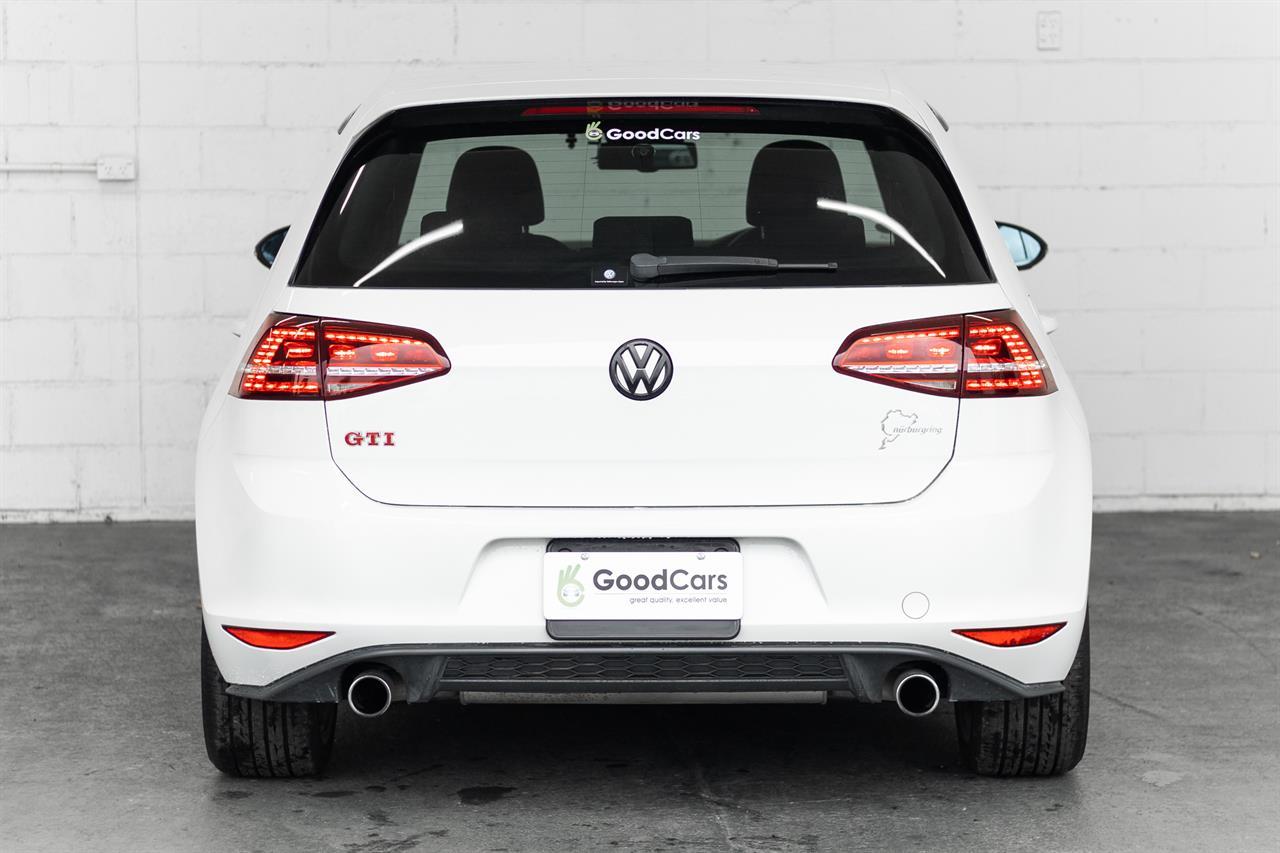 2013 Volkswagen GOLF GTI DCC Package on handshake