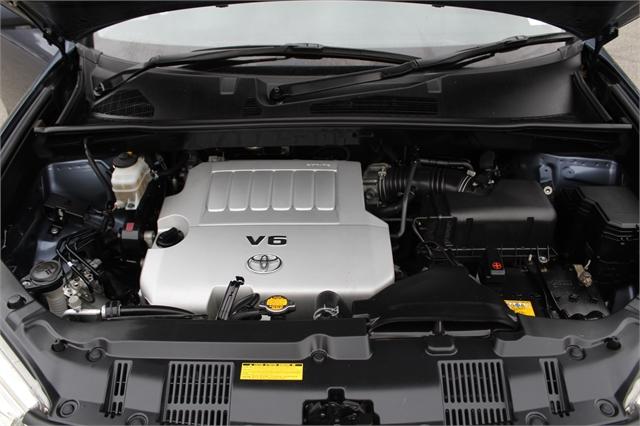 2012 Toyota Highlander Limited 3.5L V6 Petrol AWD on handshake