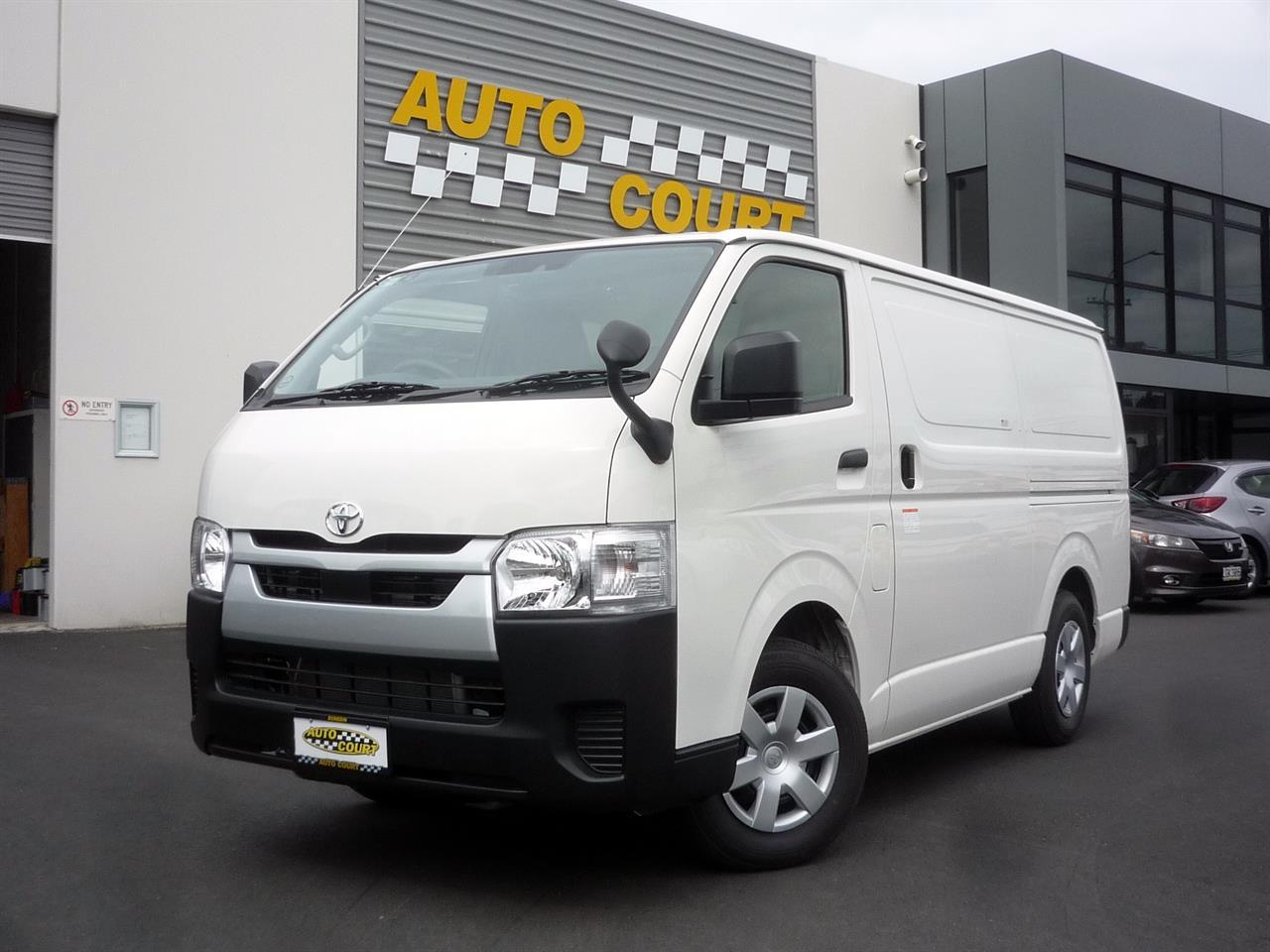 2022 Toyota Hiace DX "Thermos" on handshake