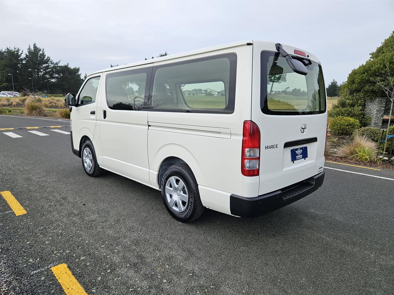 2024 Toyota Hiace 2.8 Turbo Diesel on handshake