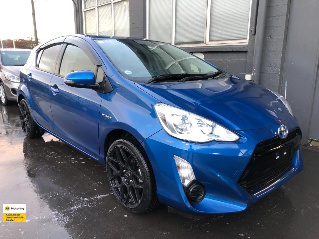 2016 Toyota Aqua 1.5lt Hybrid 'Facelift' S-Package on handshake