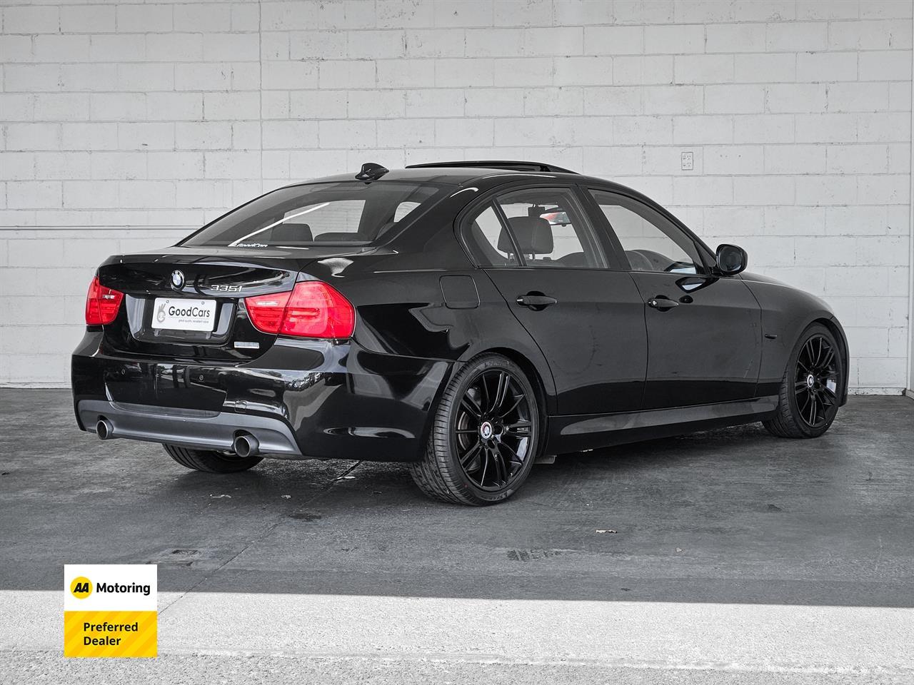 2009 BMW 335i M Sport LCI Facelift Model on handshake