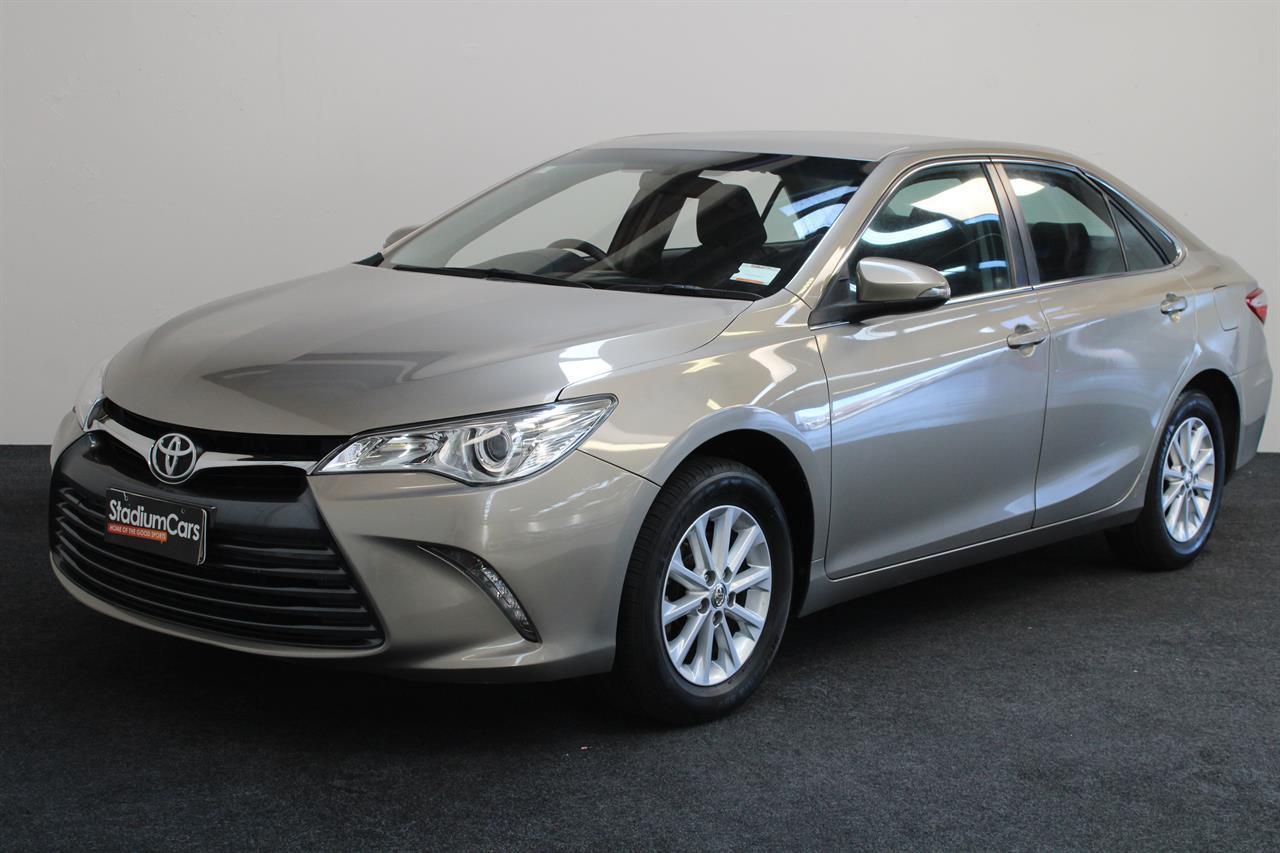 2016 Toyota Camry GL on handshake