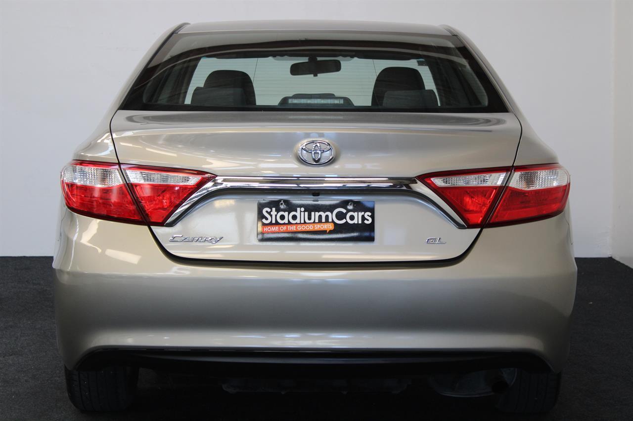 2016 Toyota Camry GL on handshake