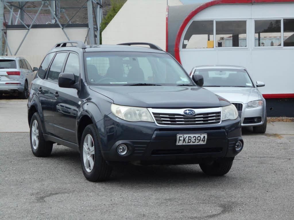 2010 Subaru Forester 20X 4WD on handshake