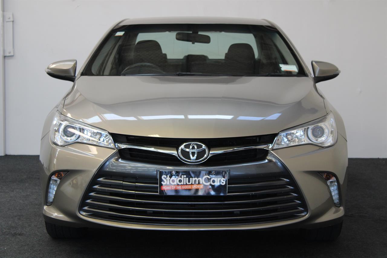2016 Toyota Camry GL on handshake
