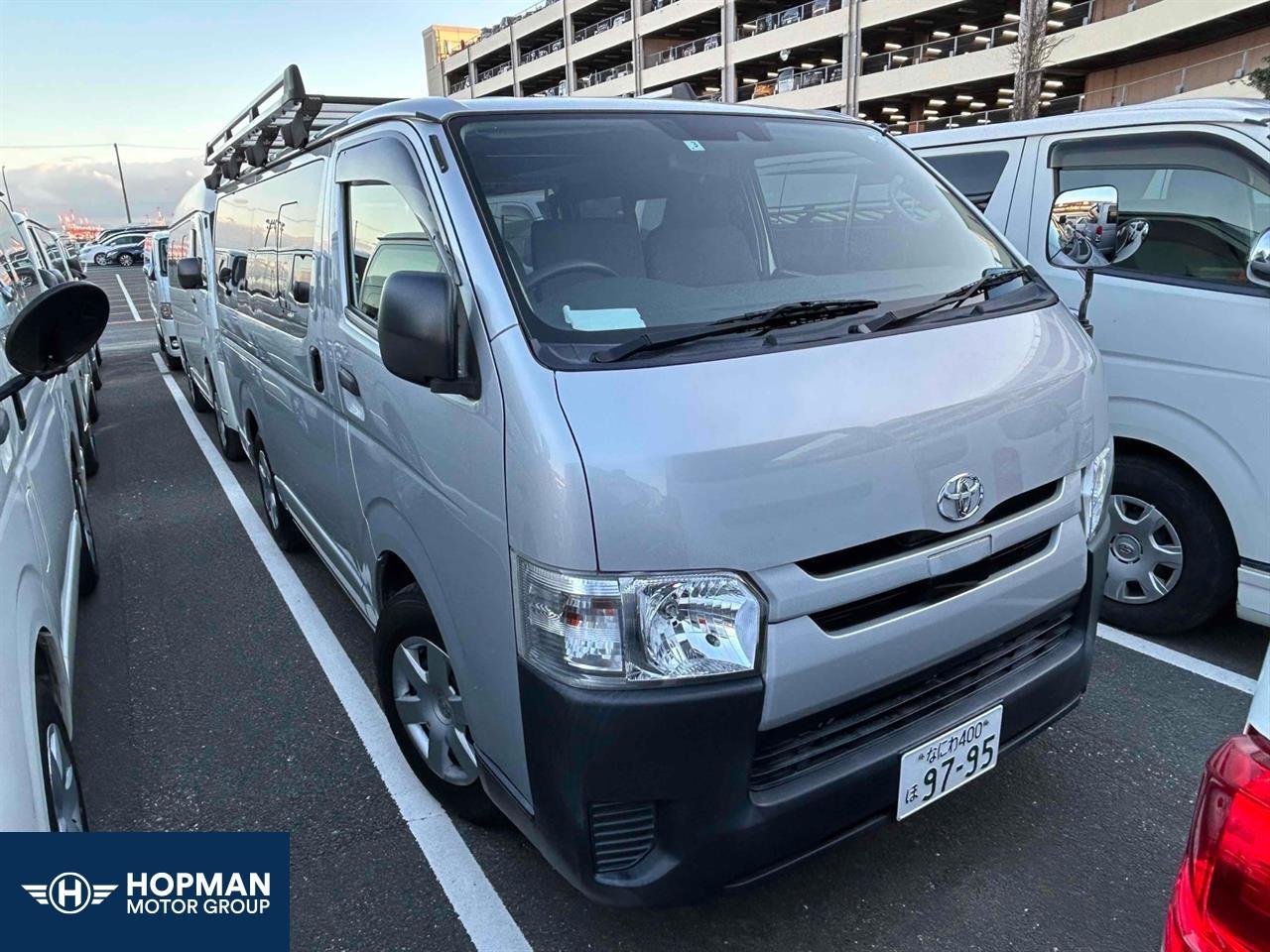 2018 Toyota Hiace 2.8 Turbo Diesel on handshake