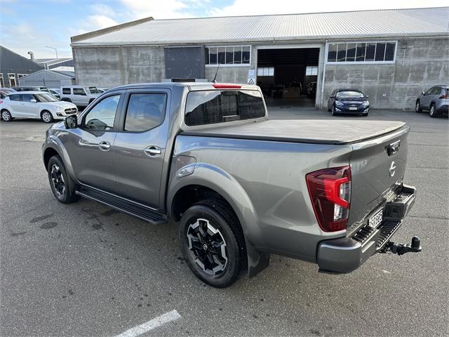 2023 Nissan Navara STX 2WD on handshake