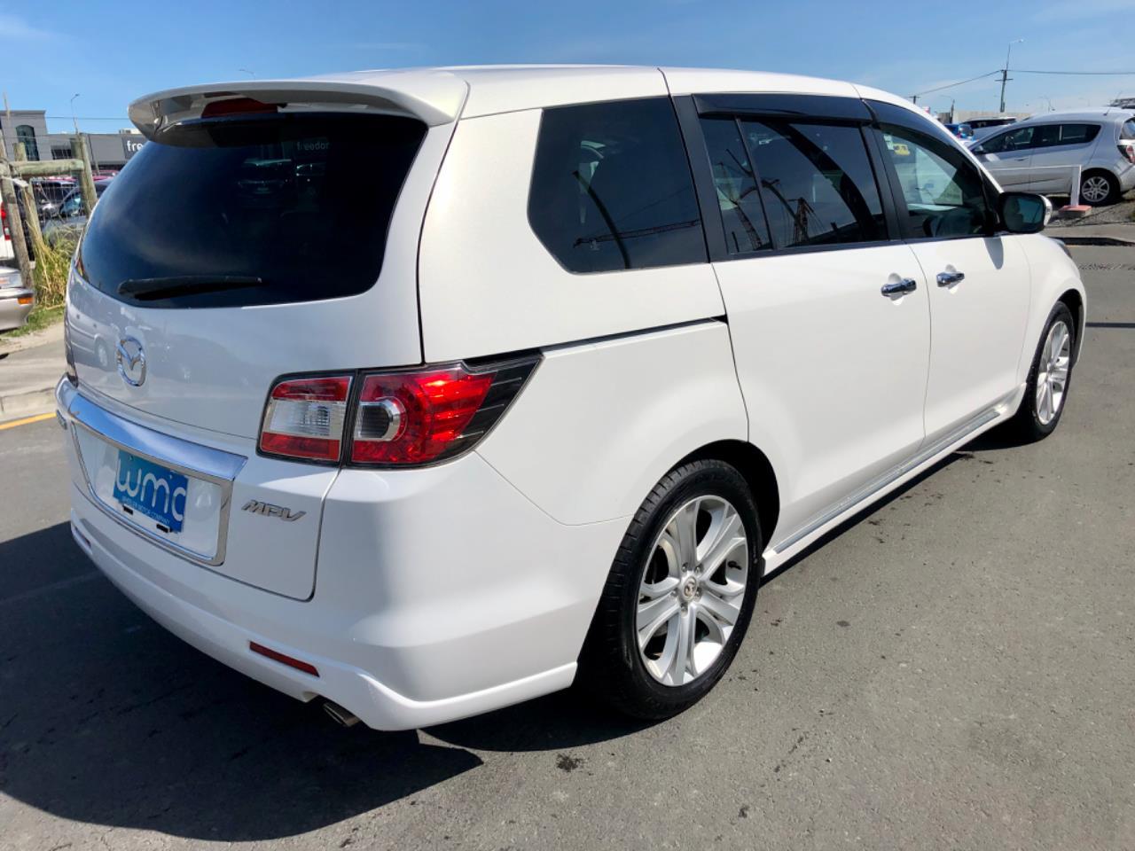 2015 Mazda MPV 23S 7-Seater Leather Package on handshake