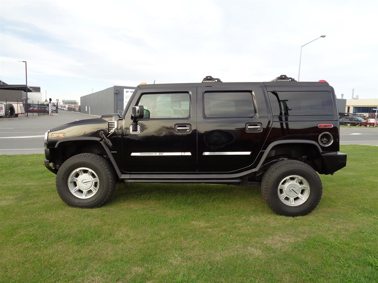 2003 AMG HUMMER H2 on handshake