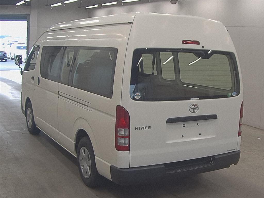 2018 Toyota Hiace Jumbo 2.8TD on handshake