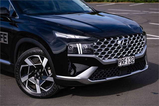 2023 Hyundai Santa Fe 2.2R CRDi DCT8 7S Elite on handshake