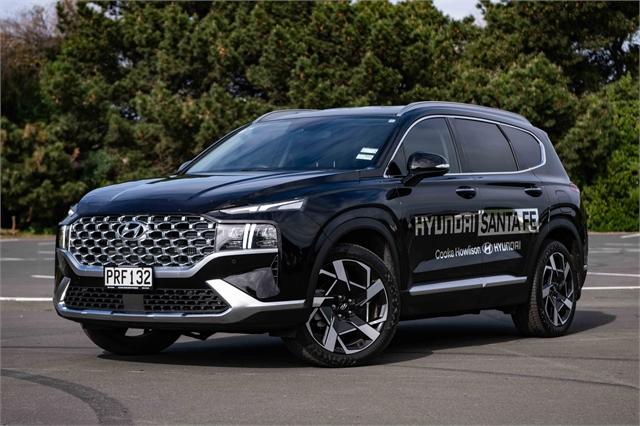 2023 Hyundai Santa Fe 2.2R CRDi DCT8 7S Elite on handshake
