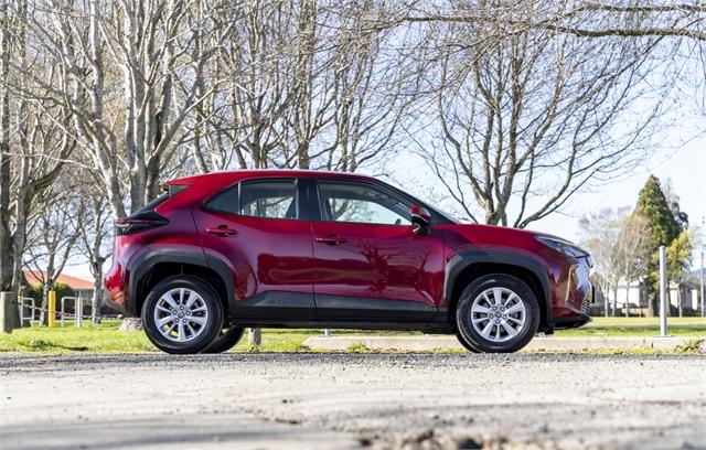 2022 Toyota Yaris Cross Gx 1.5P/Cvt on handshake