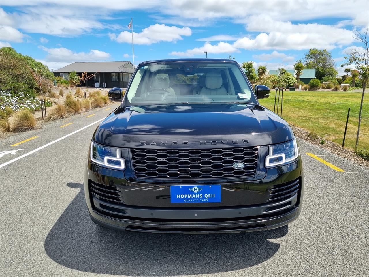 2018 LandRover Range Rover SC Autobiography on handshake
