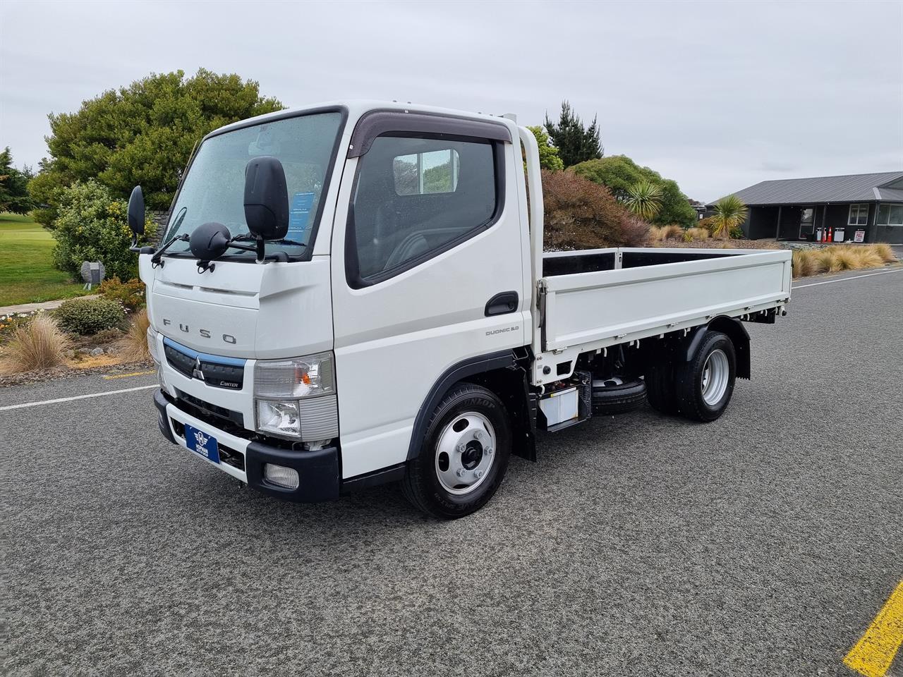 2016 Mitsubishi Canter 2 Tonne Flat Bed on handshake