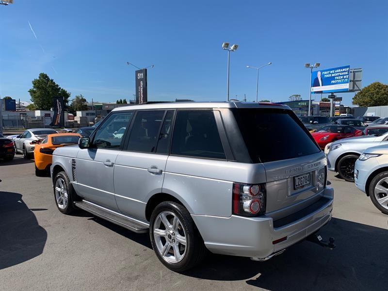 2012 LandRover Range Rover Vogue 4.4 TDV8 8 Speed on handshake
