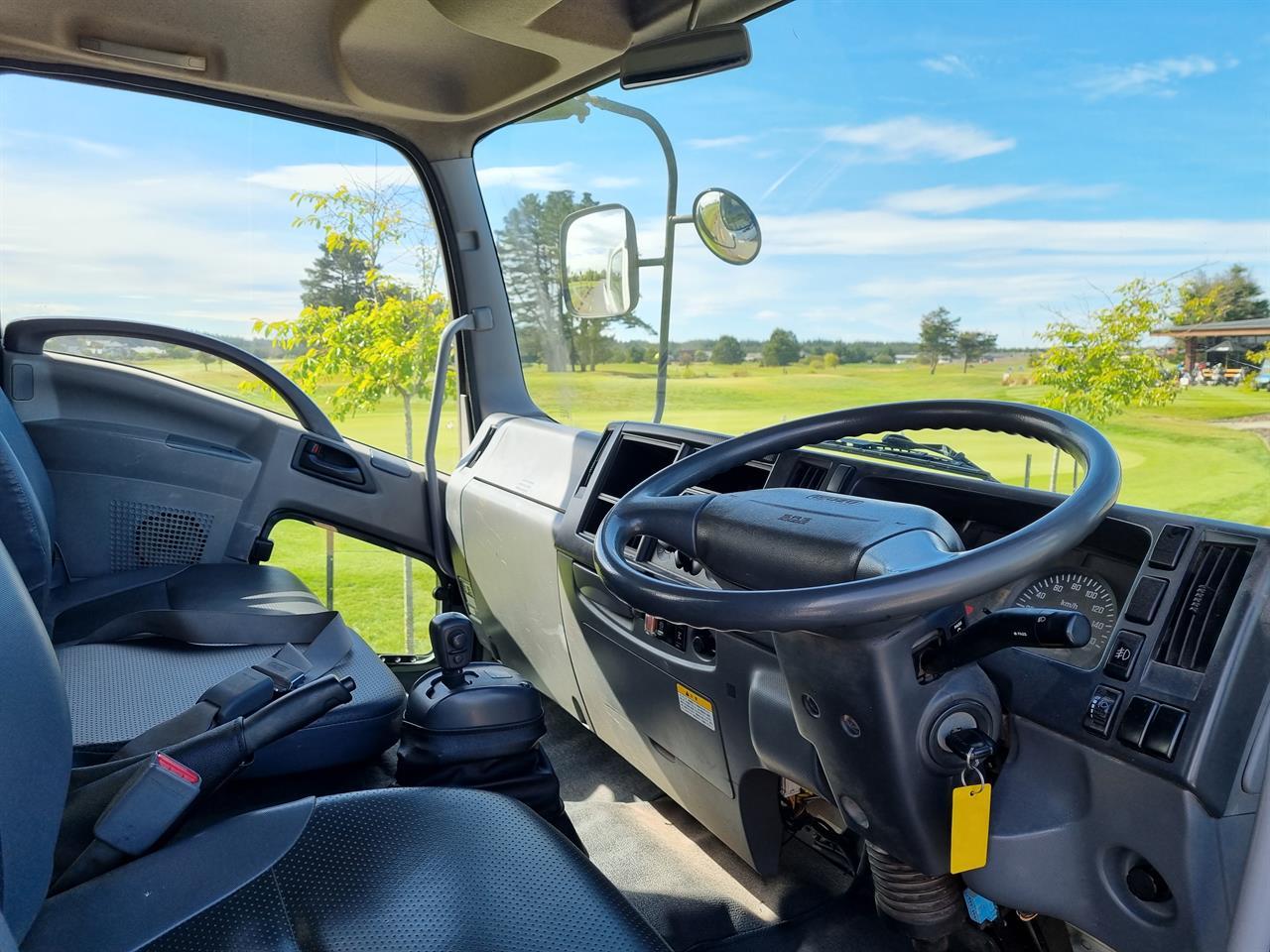 2010 Isuzu Forward 4 Tonne Tipper on handshake