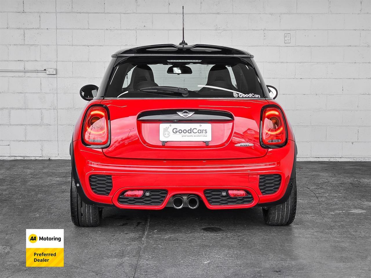 2016 Mini Cooper John Cooper Works JCW on handshake