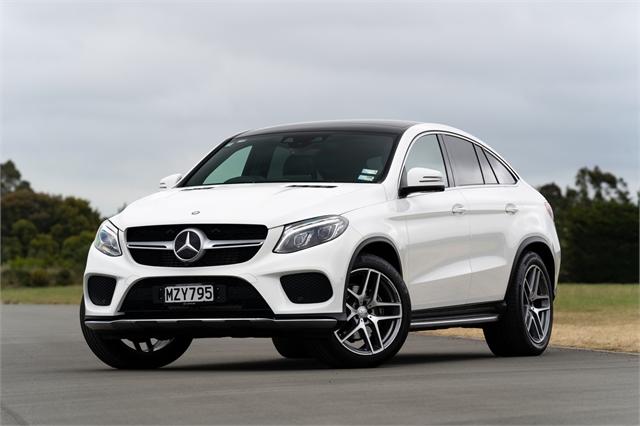 2016 MercedesBenz GLE 350d GLE -Class Coupe 3.0L T on handshake